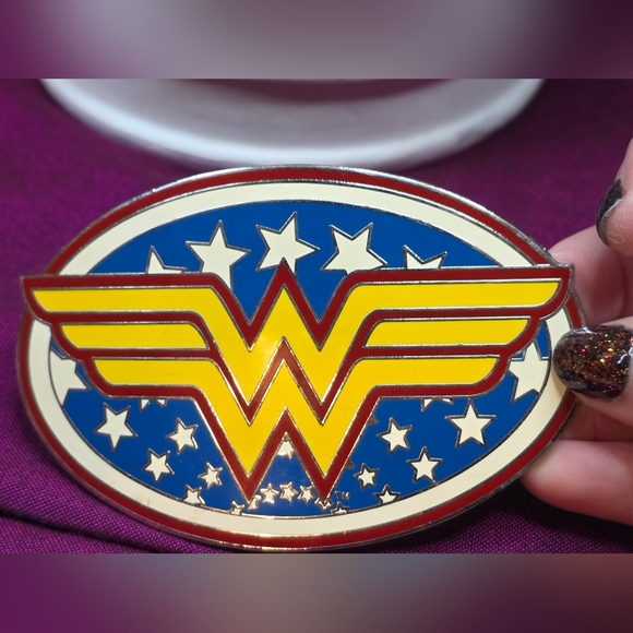 DC Comics | Accessories | Vintage Wonder Woman Logo Metal Belt Buckle ...